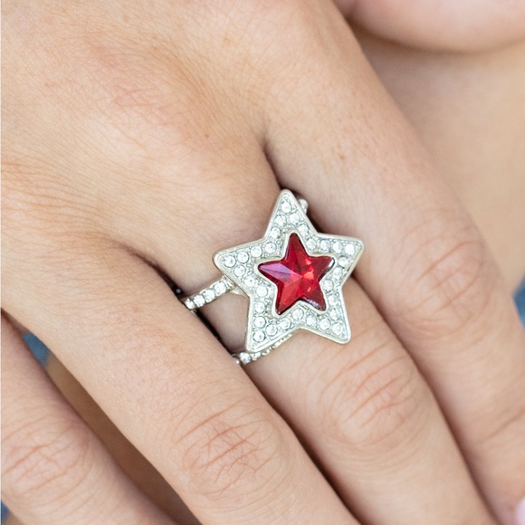 jewelry | Jewelry | Nwt Red Star Stretchy Ring W Rhinestones Around ...